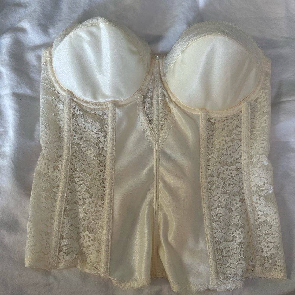 Dominique Cream Lace Bustier - Gem